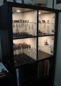 Best Display Cases for Miniatures, 3D Prints & Wargames Models - FauxHammer